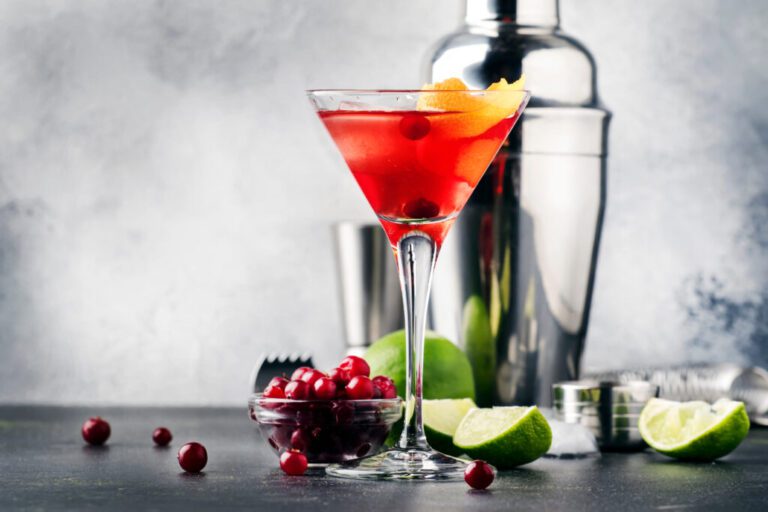 24 Sweet & Fruity Alcoholic Drinks - The Kitchen Community