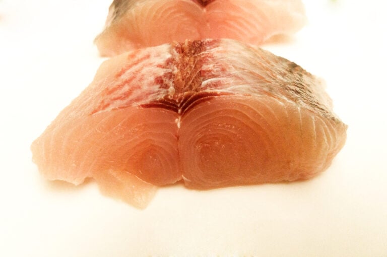 What Does Wahoo Taste Like? - The Kitchen Community