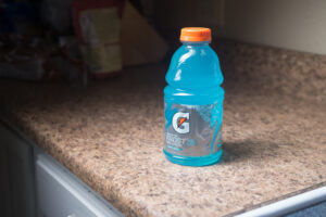 What Does Blue Gatorade Taste Like? - The Kitchen Community